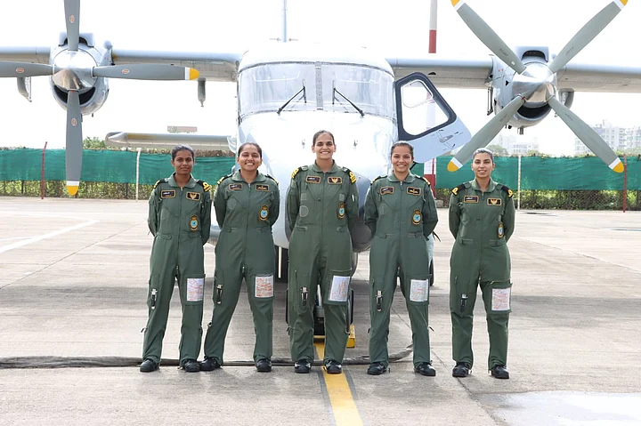 Navy’s All-Women Aircrew Creates History by Carrying Out Surveillance ...