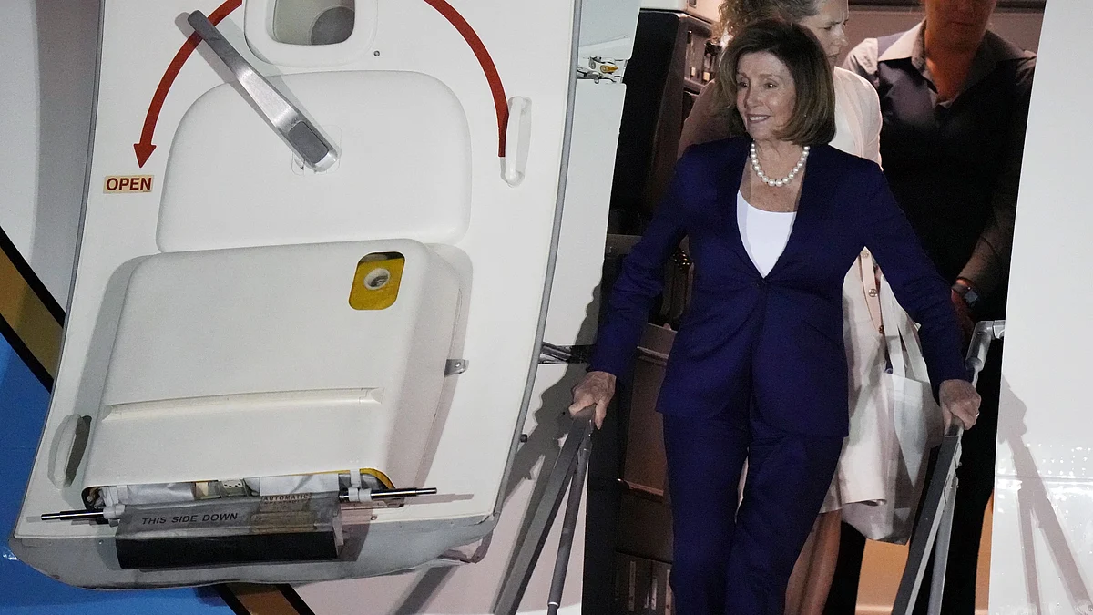 Us House Speaker Nancy Pelosi Lands In Japan Amid Heightened Tensions