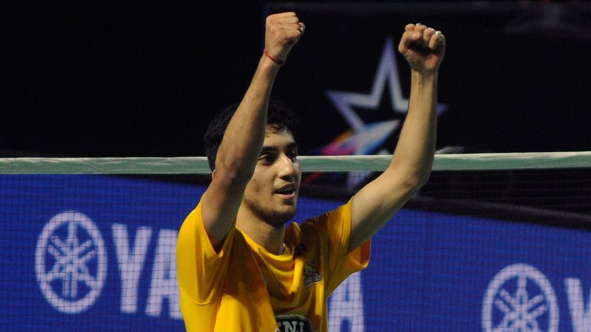 Prannoy Stuns Momota to Meet Lakshya Sen in Pre-quarters