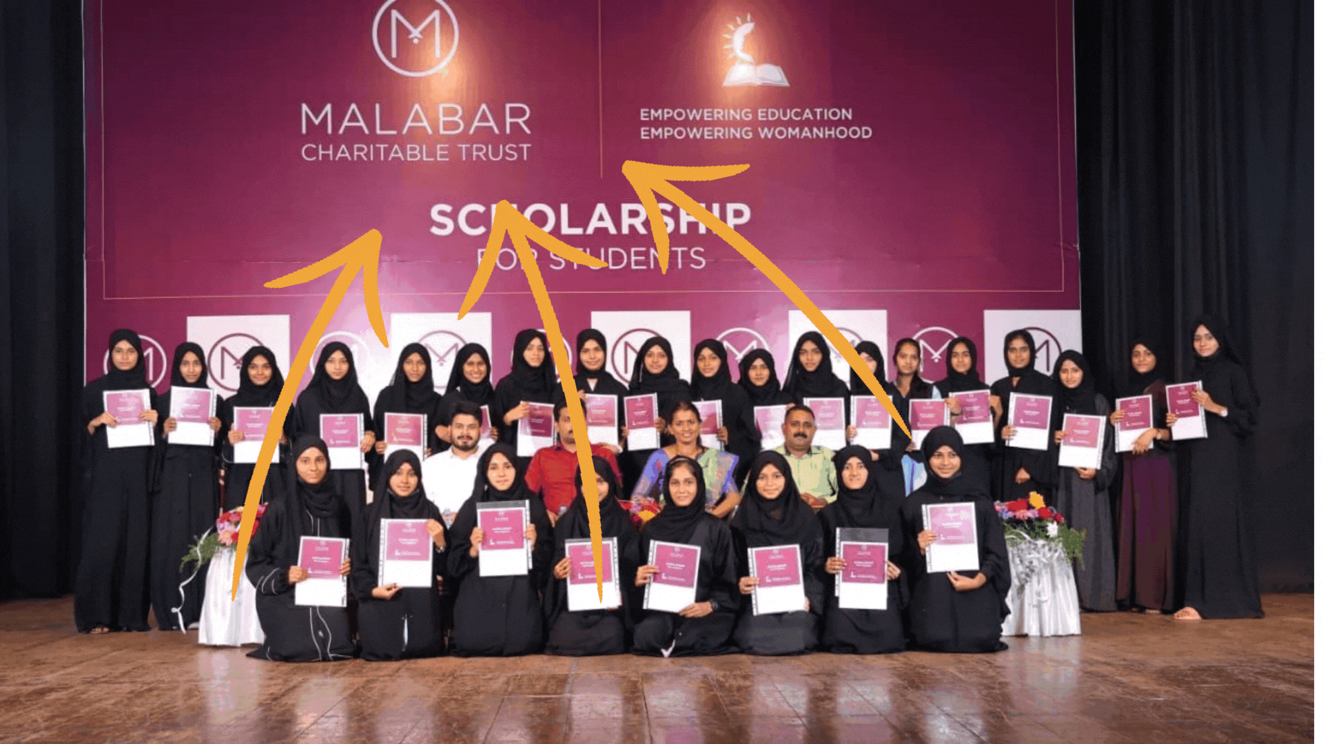 Fact-Check | Viral Photo of Malabar Gold’s Scholarship Program Shared With False Communal Claim
