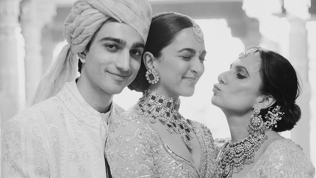 'Blessed to be Your Daughter': Kiara Advani Wishes Her Mom Genevieve on ...