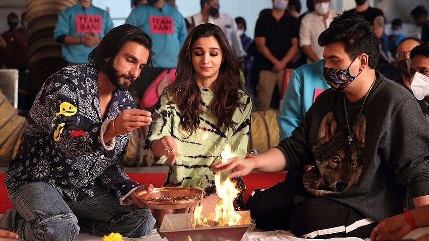 Pics: It's a Wrap For Alia Bhatt-Ranveer Singh's 'Rocky Aur Rani Ki ...