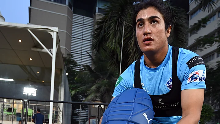 Dreams Are Curfew-Proof: Jasia Akhtar, Kashmir’s Sole Representative at ...