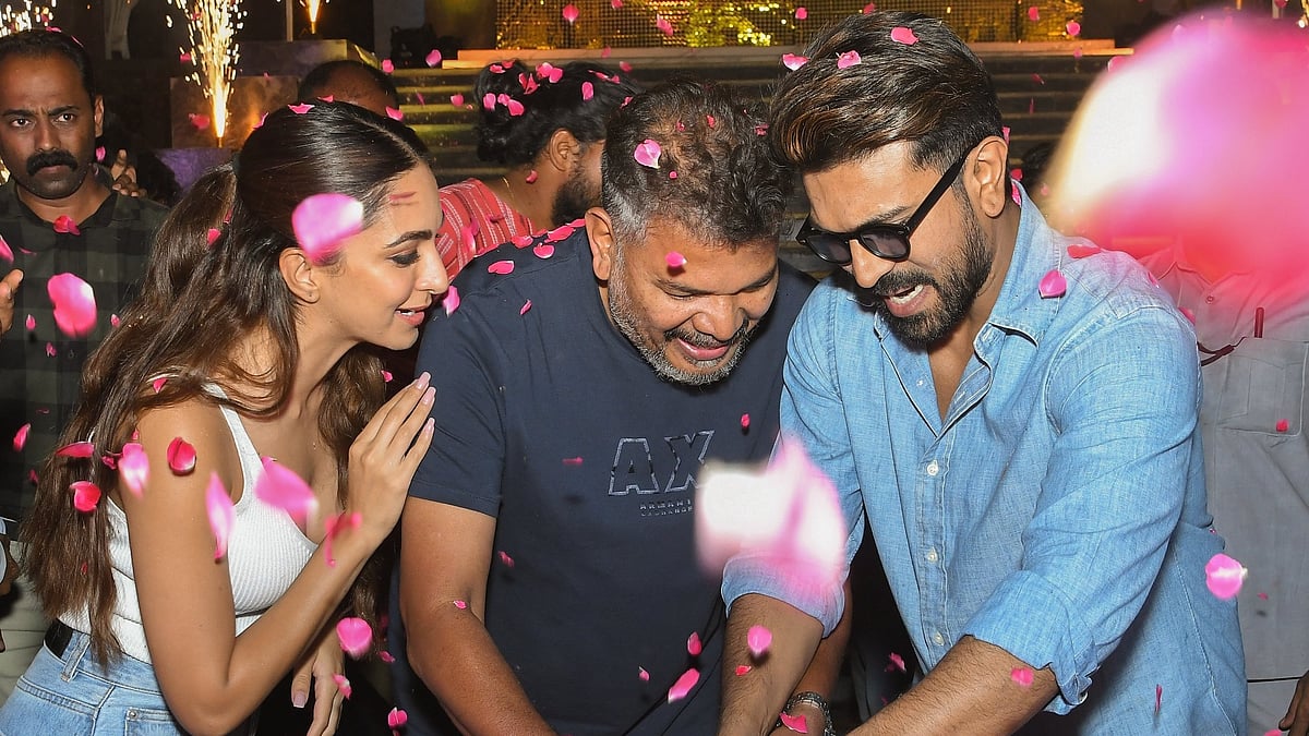 'Game Changer': Ram Charan's Film With Kiara Advani Gets a Title on His ...