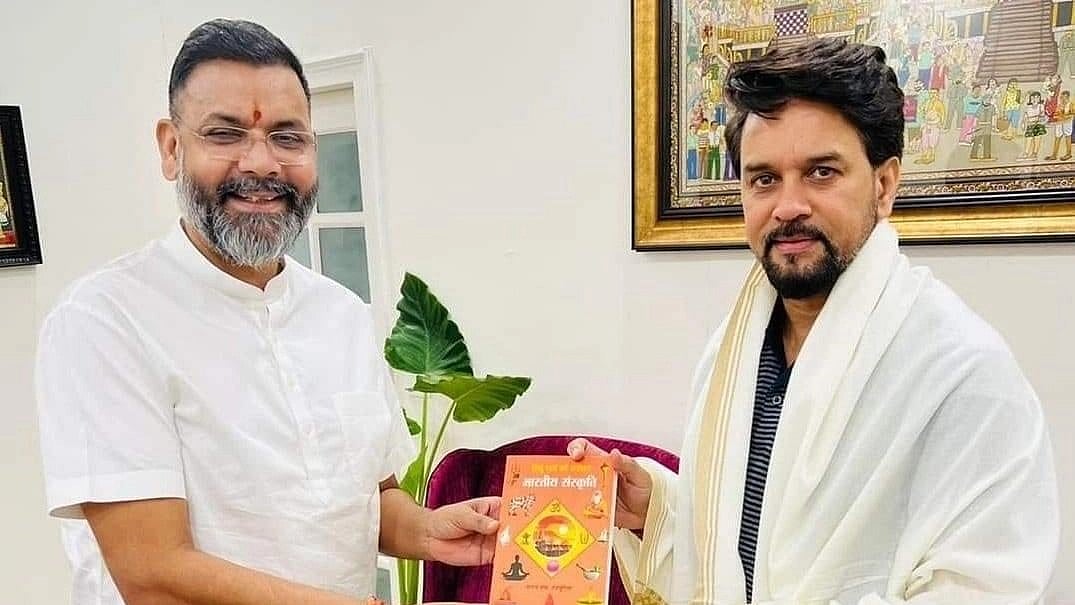 Photos With BJP Leaders, Multiple Aadhaar Cards: How UP Conman Fooled ...