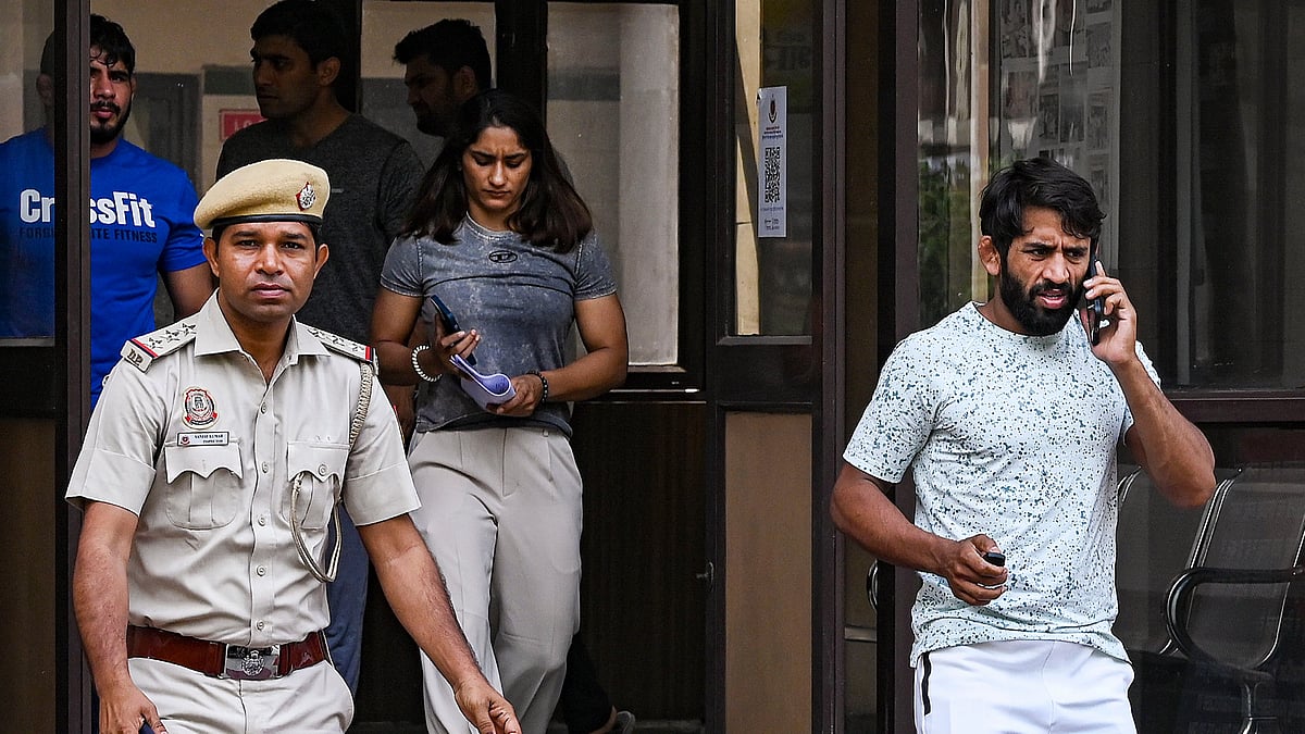 Wrestlers Protest: Week After Starting Protest, Copy of FIR Handed to ...