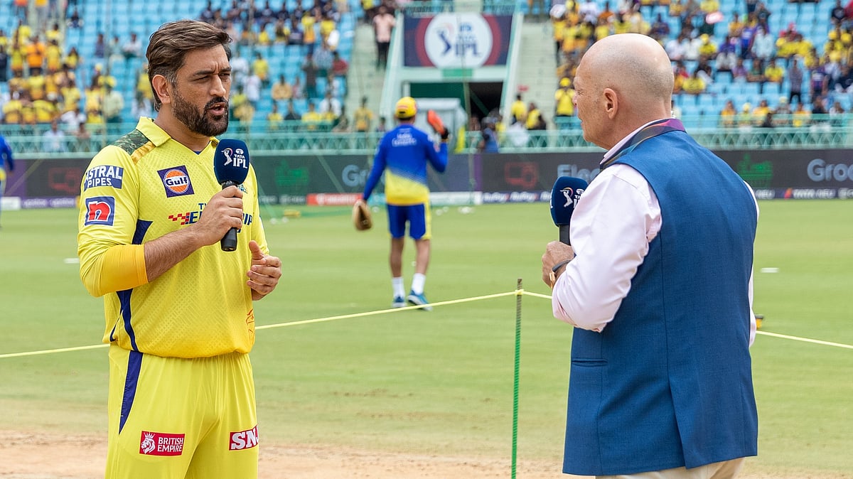 IPL 2023: Twitter Rejoices Over MS Dhoni’s Savage Reply to the Presenter