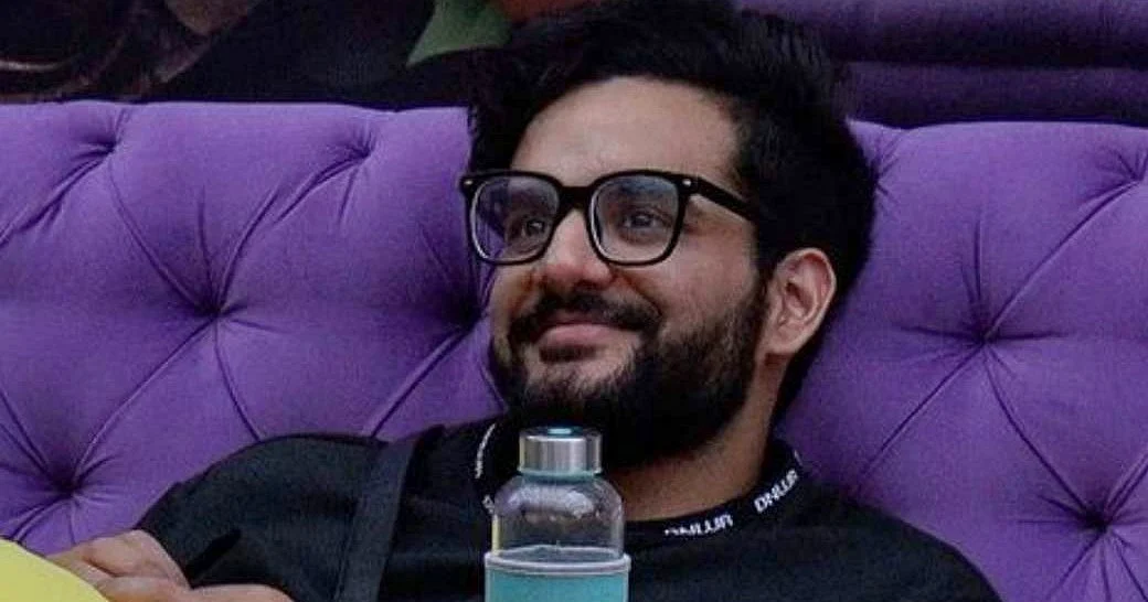 Bigg Boss Ott 2 Contestant Abhishek Malhan Gets Hospitalised Ahead