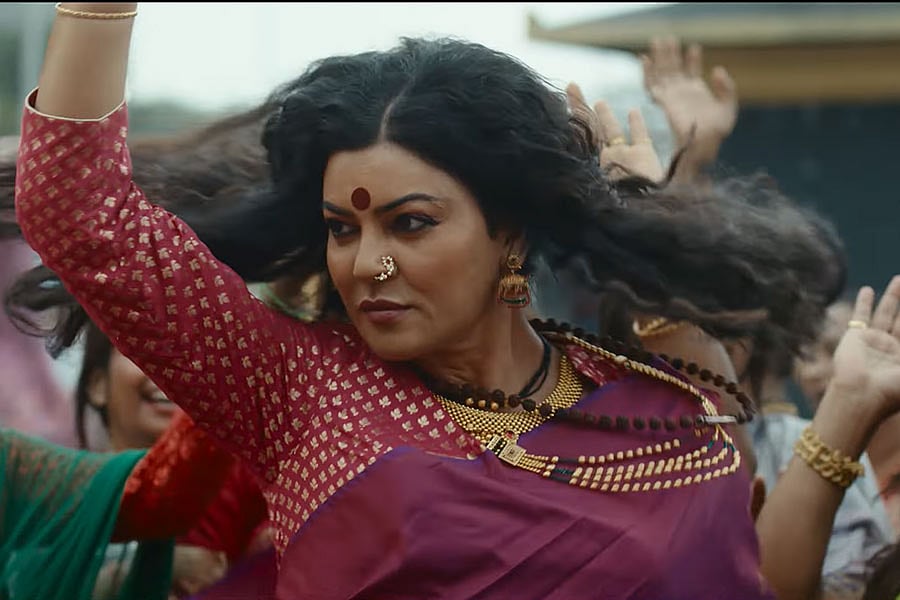 Taali Review: Sushmita Sen is a Force to Reckon With as Trans Activist ...