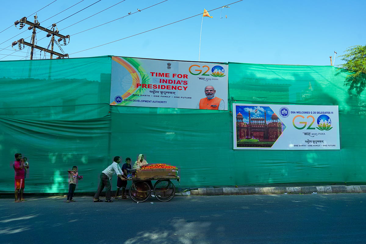 In Photos | 'Ashamed of Poverty': Green Sheets Mask Delhi Slums Ahead ...