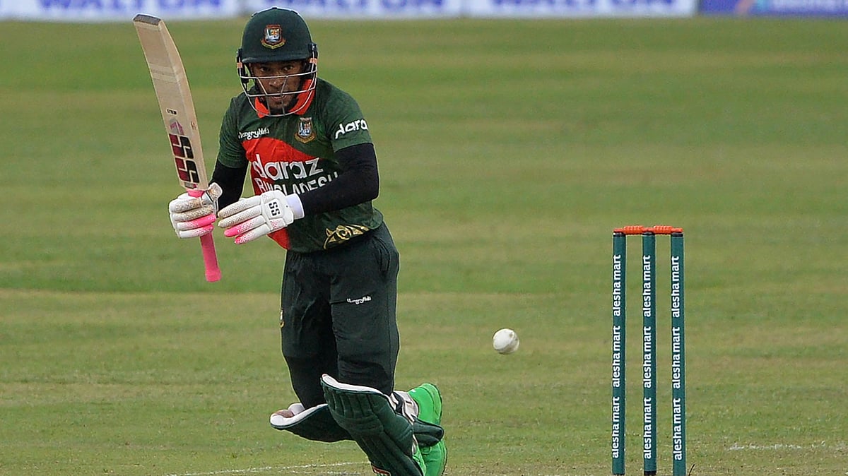 Mushfiqur Rahim With His Family