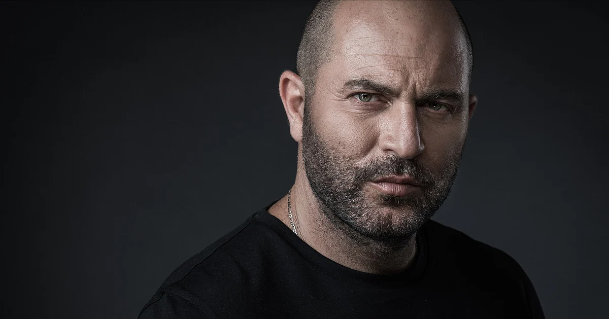 'Fauda' Actor Lior Raz Volunteers With Israeli Forces; Witnesses Rocket ... 'Fauda' Actor Lior Raz Volunteers With Israeli Forces; Witnesses Rocket ...