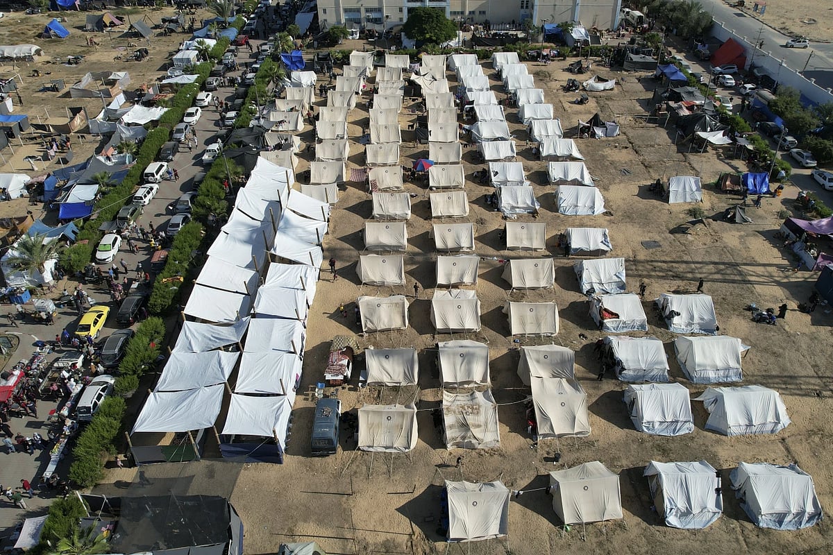Israel War Fact-Check | No, This Photo Does Now Show a Tent Camp Set Up ...