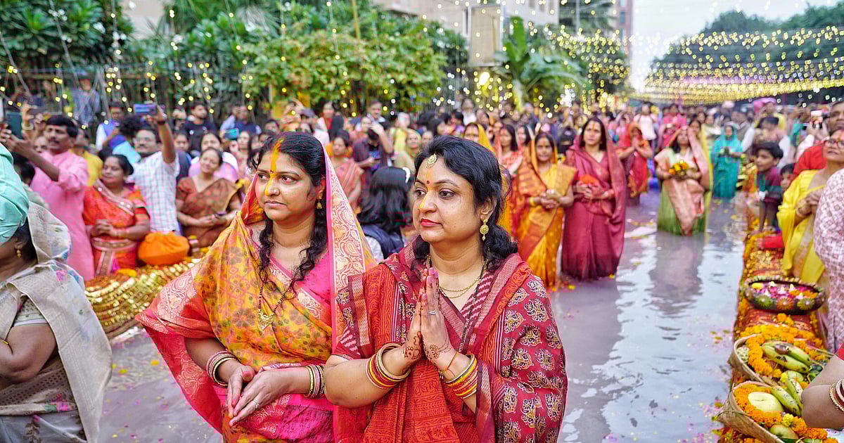 In Photos: Chhath Pooja celebrated across Delhi, Bihar, Jharkhand