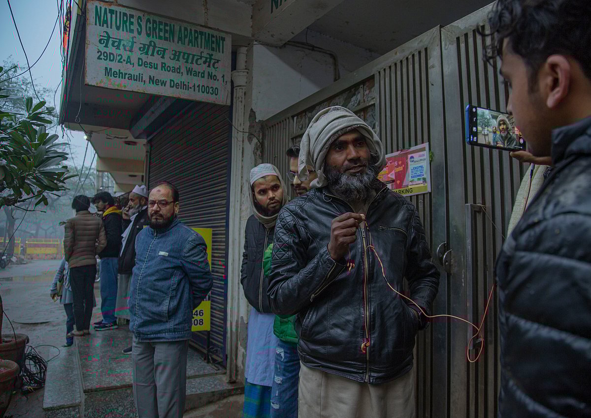 Delhi: Why Did DDA Demolish a Centuries-Old Masjid, Madarsa & Graves in ...