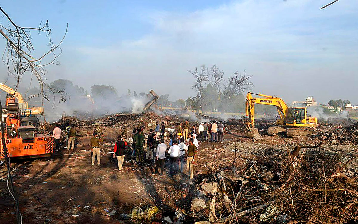Harda Factory Fire: Death Toll, Lapses & Transfers – Govt Faces Many ...