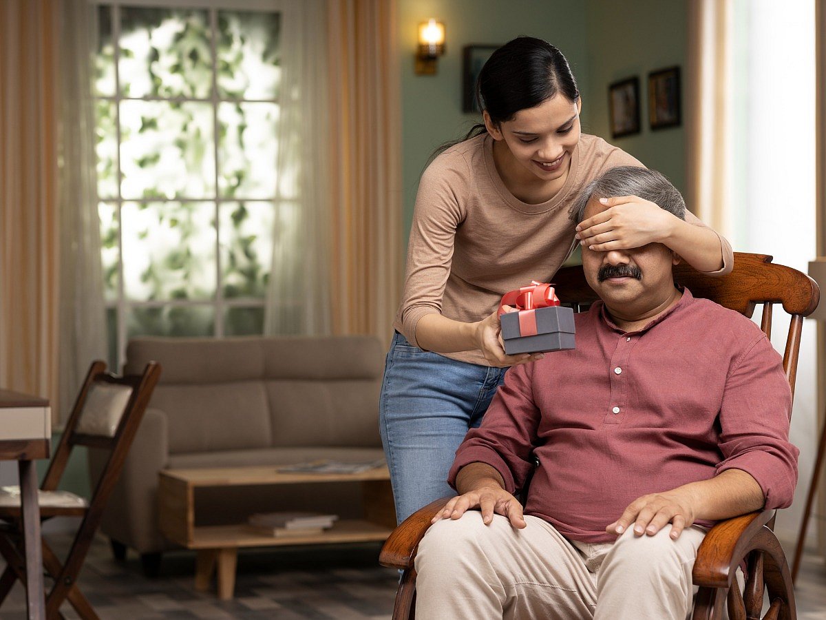 Father's Day Gift Ideas 2024: 7 Simple & Unique Presents For Your Dads